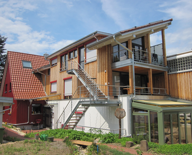 Wohnhaus mit Holzverschalung, Freiburg – Jan Schroff Architekten Freiburg